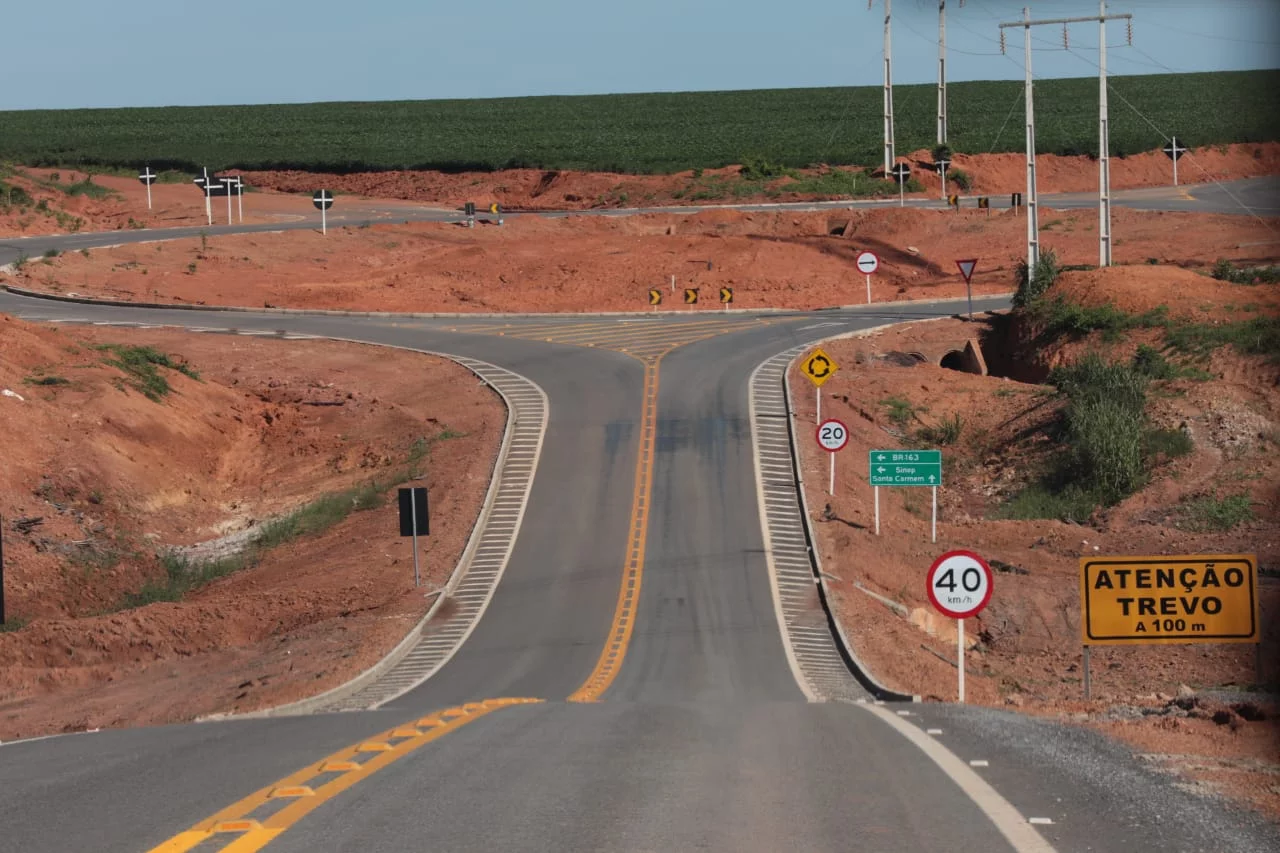 Convênio com prefeituras municipais viabiliza restauração da MT-140 ...