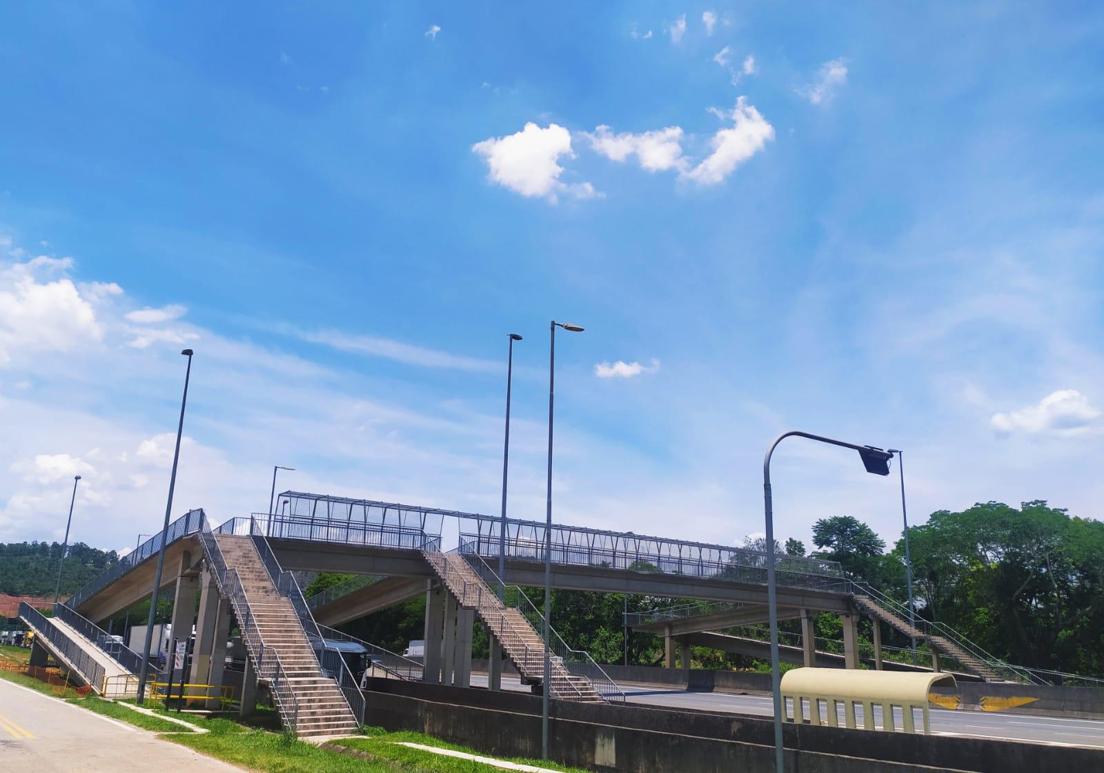 Estradas - Passarela da Via Anhanguera (SP-330) ganha novas rampas de ...