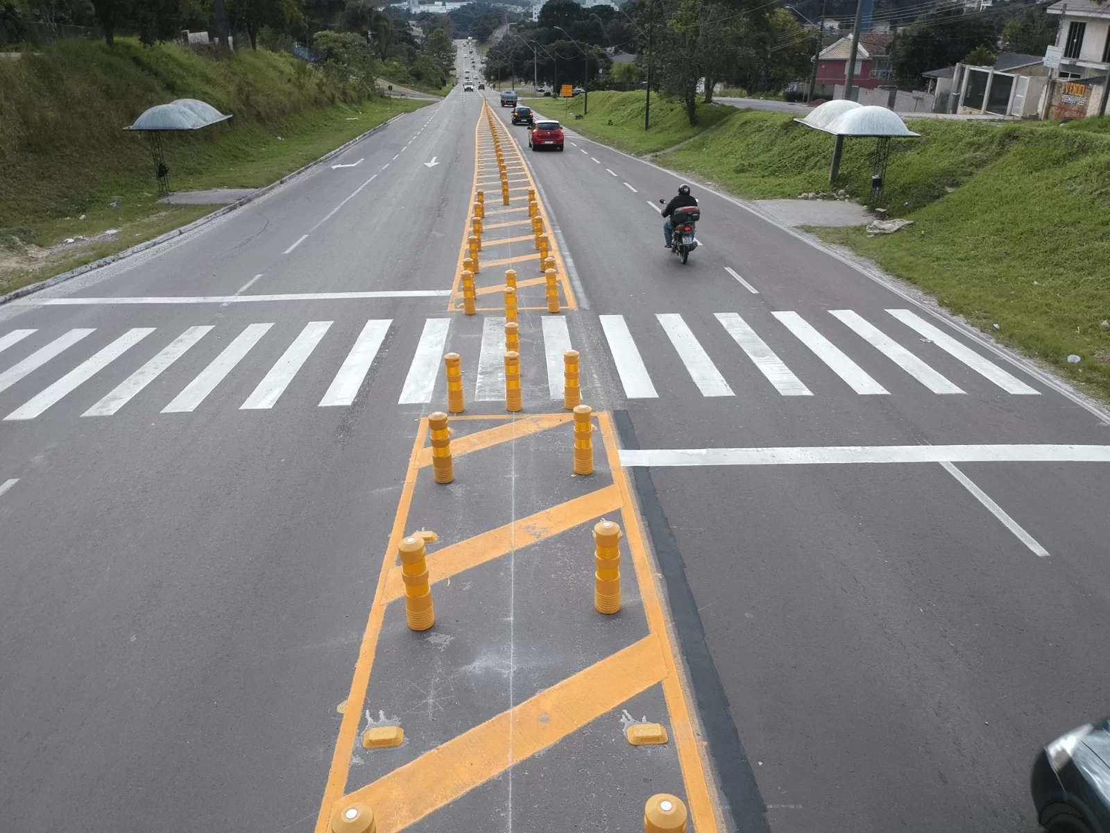 DER do PR faz melhorias na PR-092, em Curitiba, para aumentar a ...